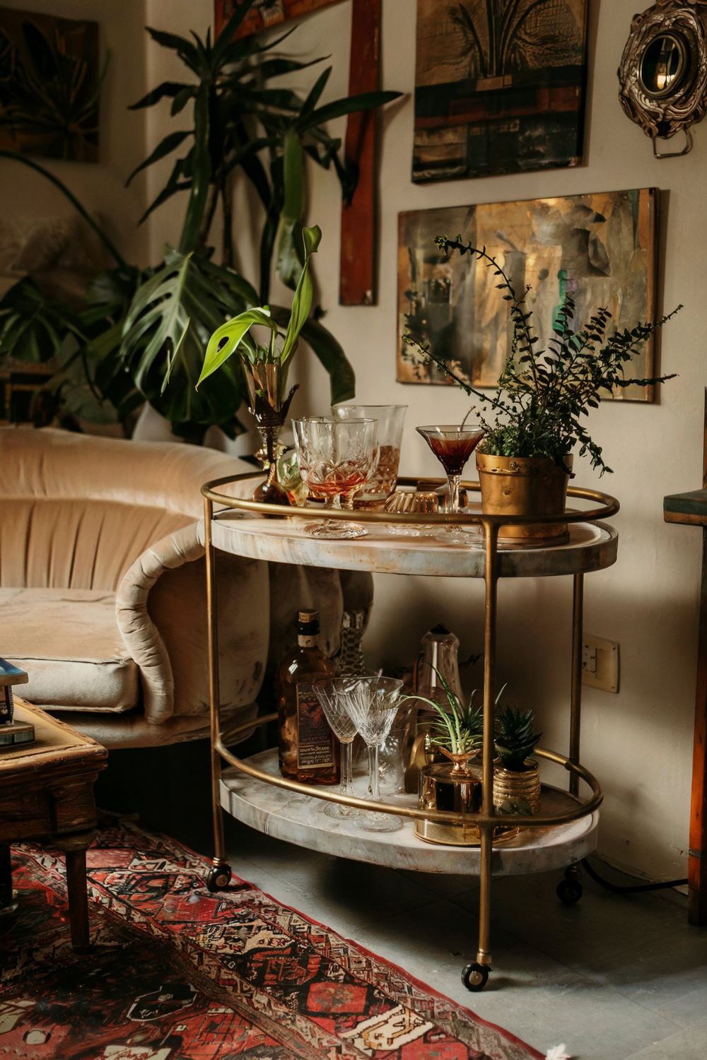 8 Bar Cart Styling Ideas for Every Aesthetic